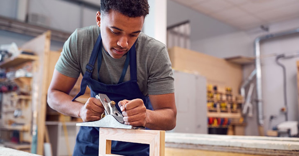 Skills Boost: Wisconsin Technical College System Apprentices Receive $1.6M in Scholarships from ...